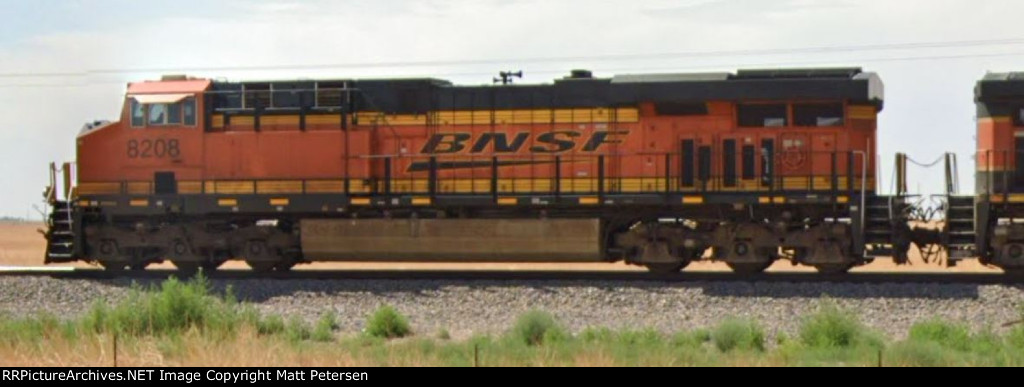 BNSF 8208